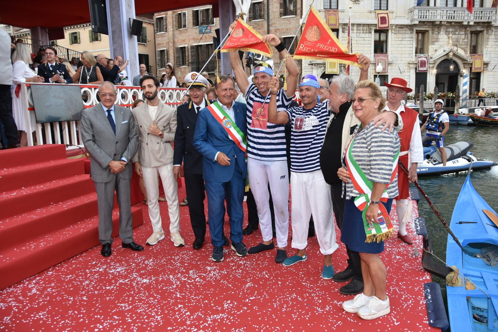 Regata Storica 2025: ordine di arrivo regata dei Gondolini a due remi ...